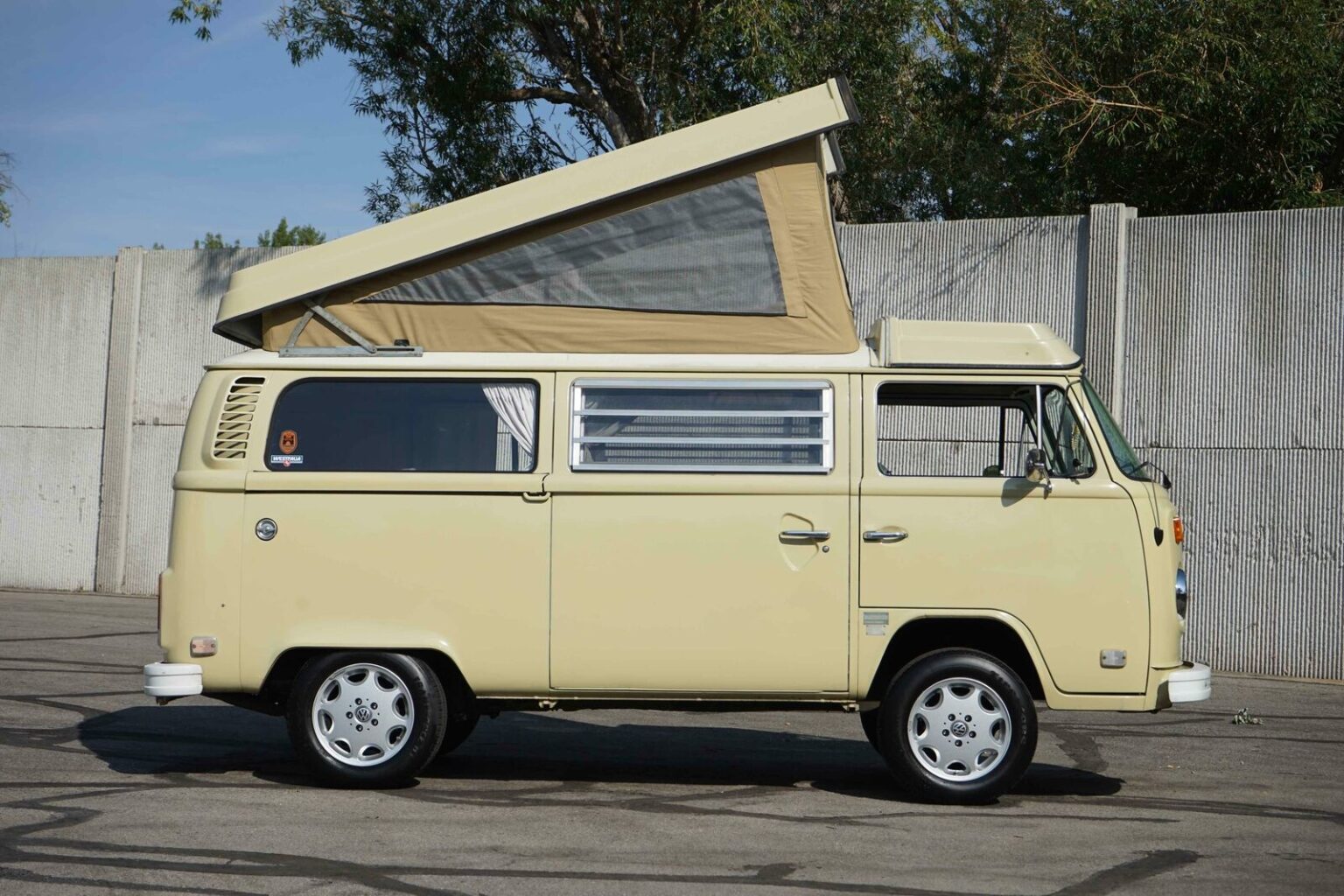 1974 Volkswagen Bay Window Bus Westfalia - BestAutoPlace-We make it ...