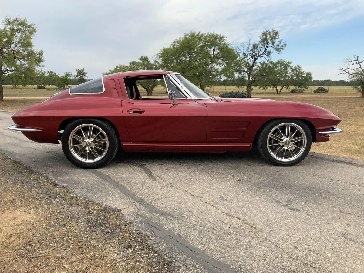 1963 Chevrolet Corvette SPLIT WINDOW - BestAutoPlace-We make it easy ...